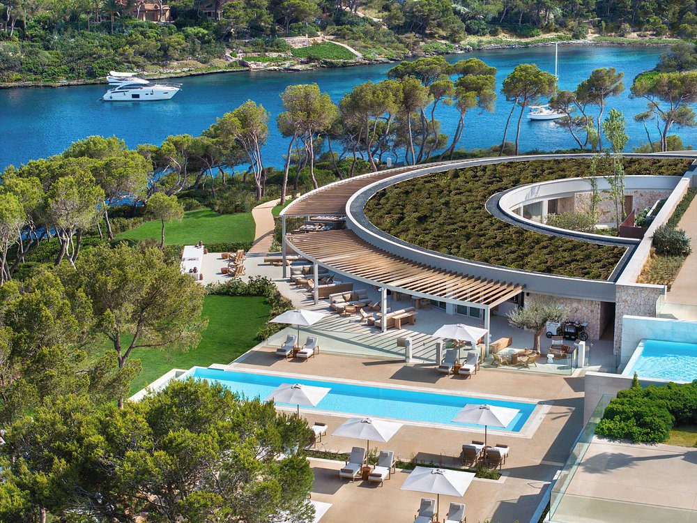 12 Best Beach Resorts in Mallorca (2026): 12 Seafront Stays Worth Booking